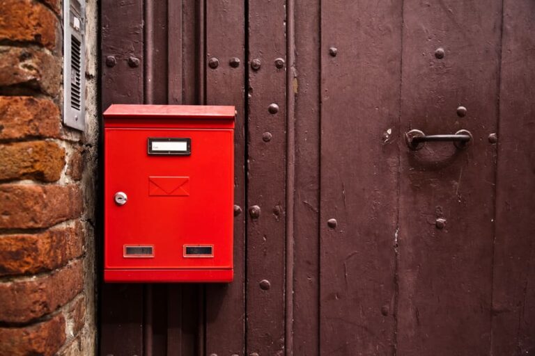How to mail packages from home - Living On The Cheap
