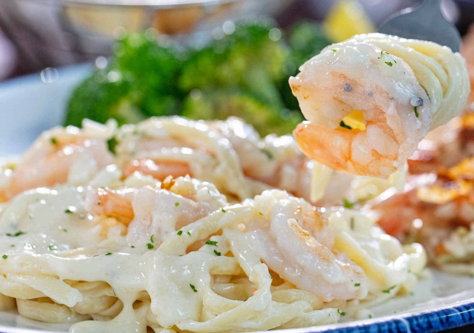 Red Lobster's Ultimate Endless Shrimp for $20 is now available every ...