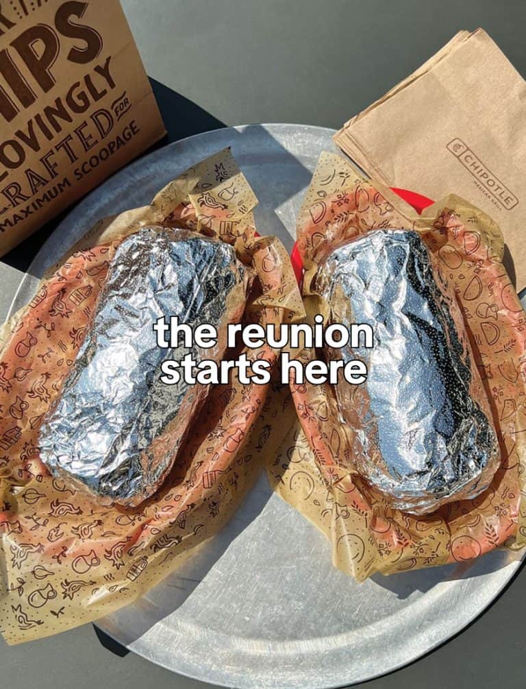 Chipotle offers buy-one-get-one free entrée on Thanksgiving eve, Nov ...